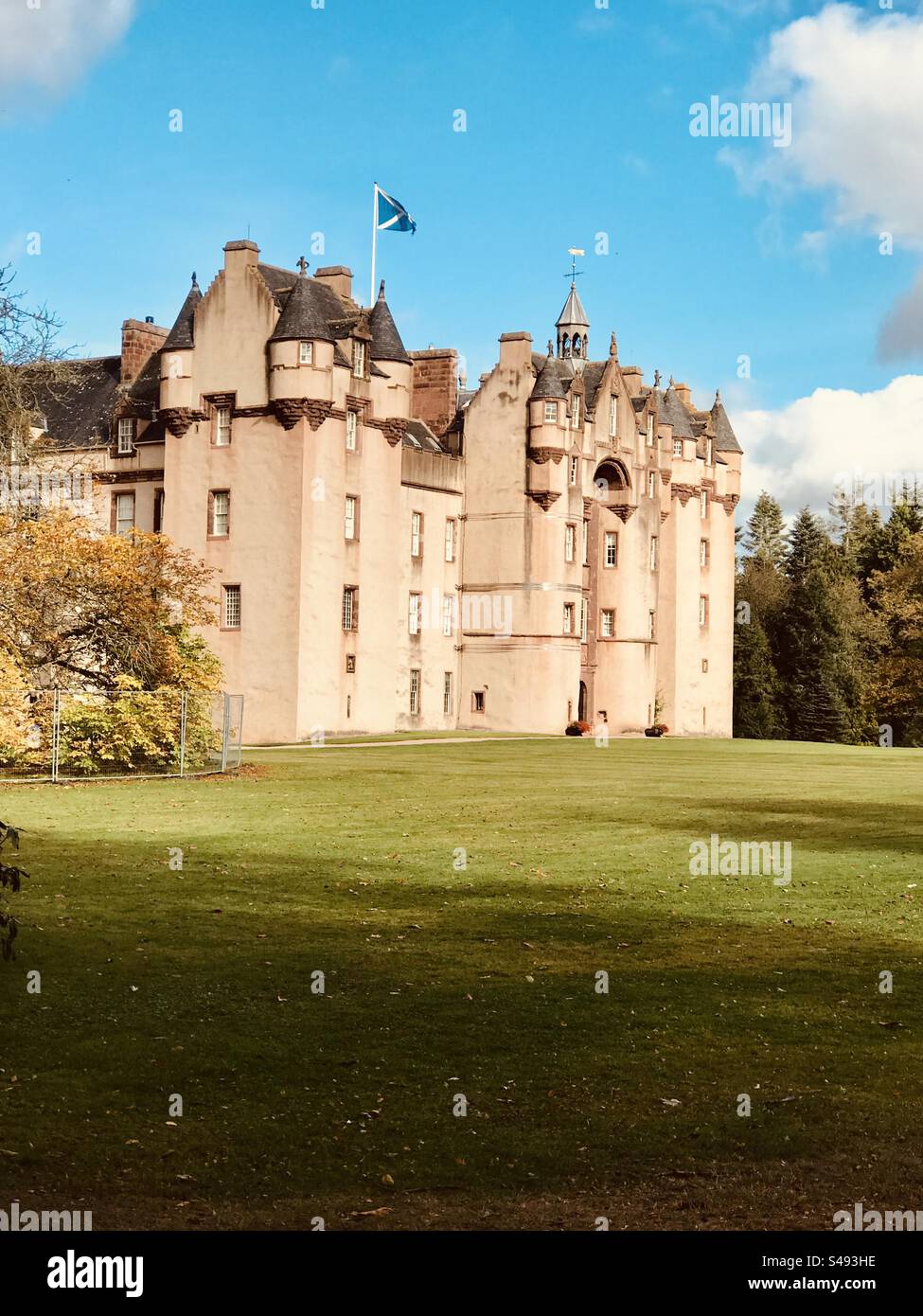Fyvie castle ghost hi-res stock photography and images - Alamy