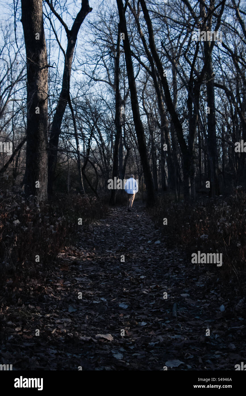 Walking in dark hi-res stock photography and images - Alamy