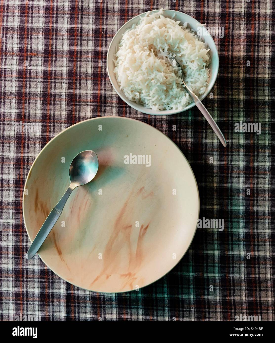 A bowl of rice served for lunch Stock Photo - Alamy