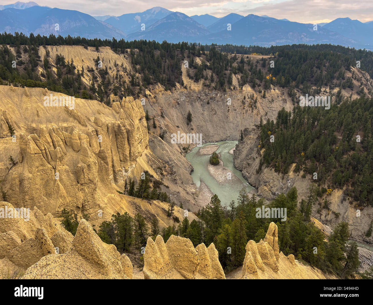 Invermere british columbia hi-res stock photography and images - Alamy