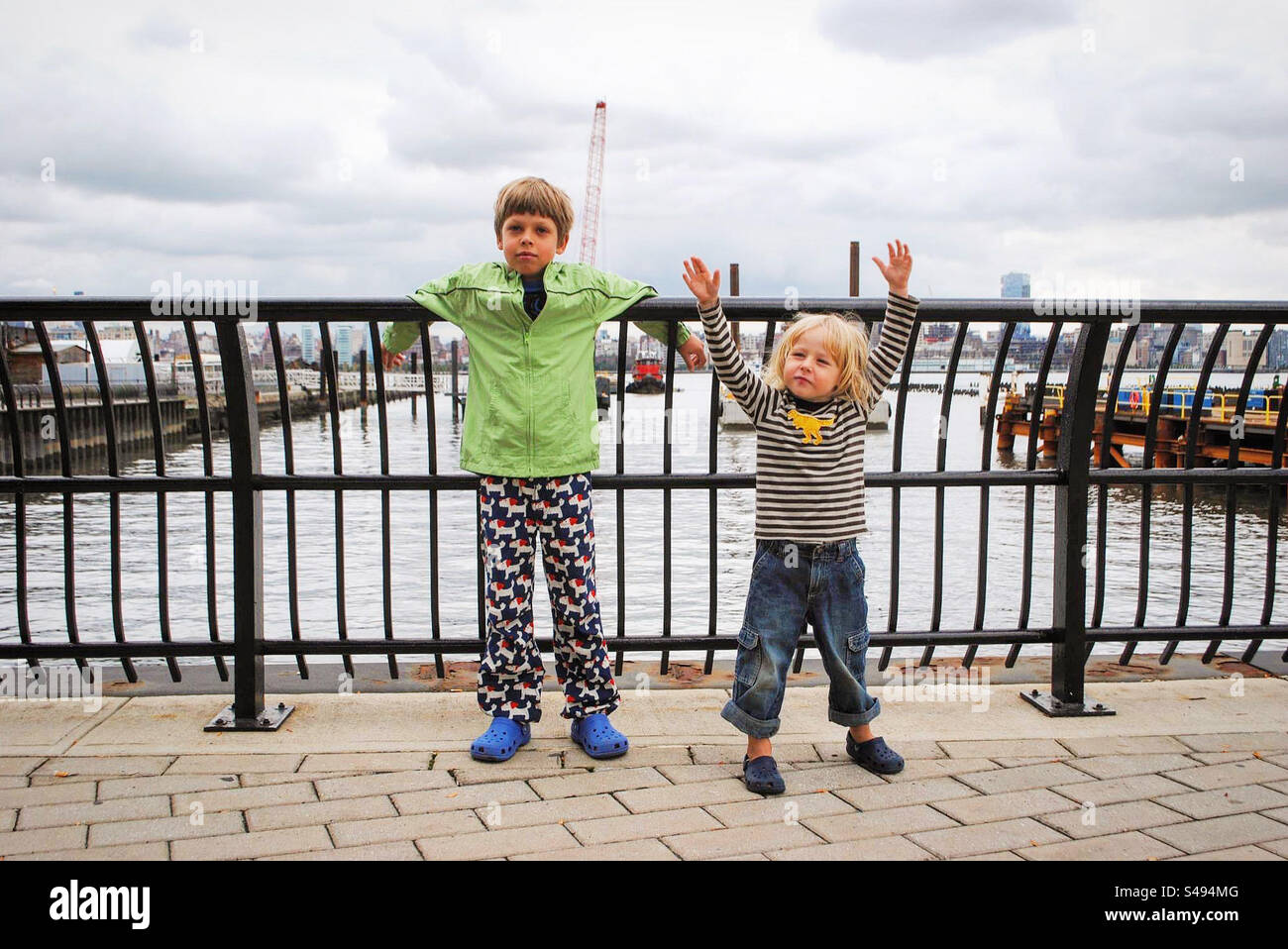 Brothers bridge hi-res stock photography and images - Alamy
