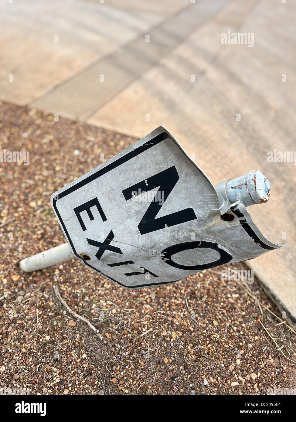 Damaged road sign hi-res stock photography and images - Alamy