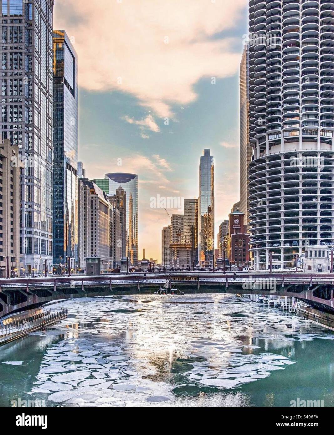 Chi town hi-res stock photography and images - Alamy