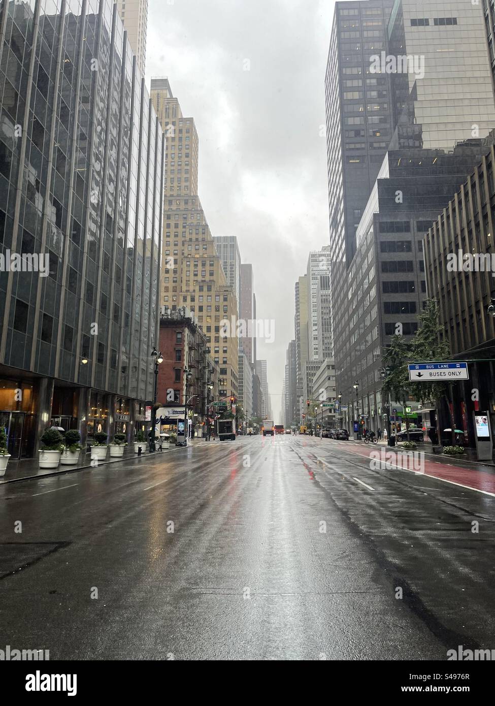 Rainy manhattan hi-res stock photography and images - Alamy