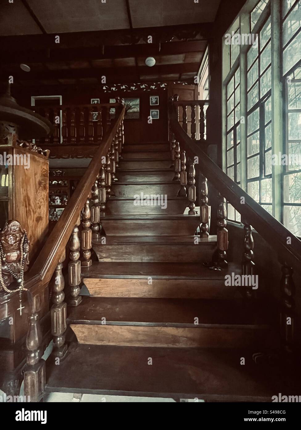 Very old stairway hi-res stock photography and images - Alamy