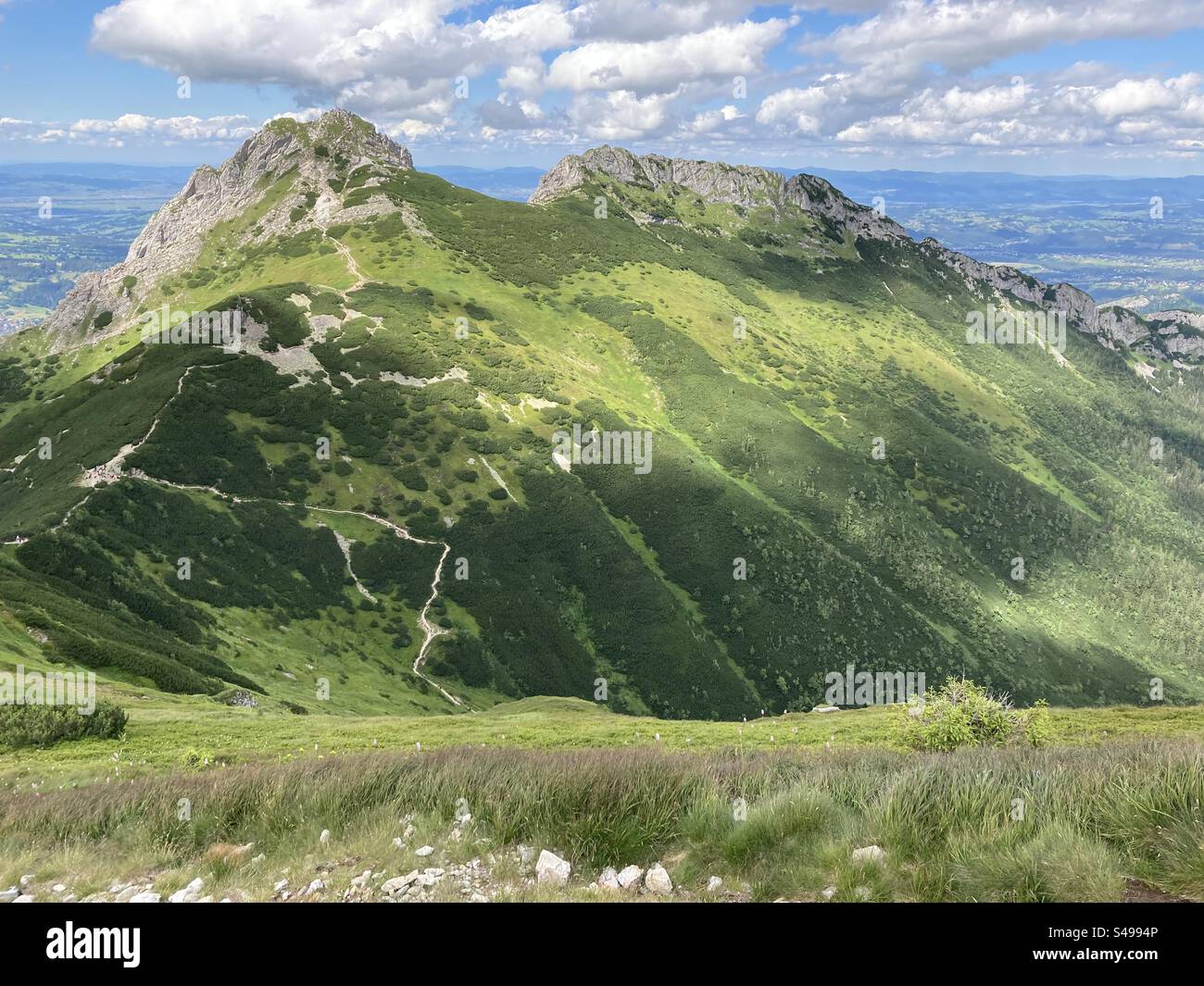 Góry chmury hi-res stock photography and images - Alamy