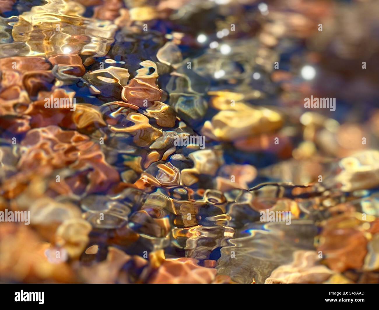 Rocksunderriver hi-res stock photography and images - Alamy