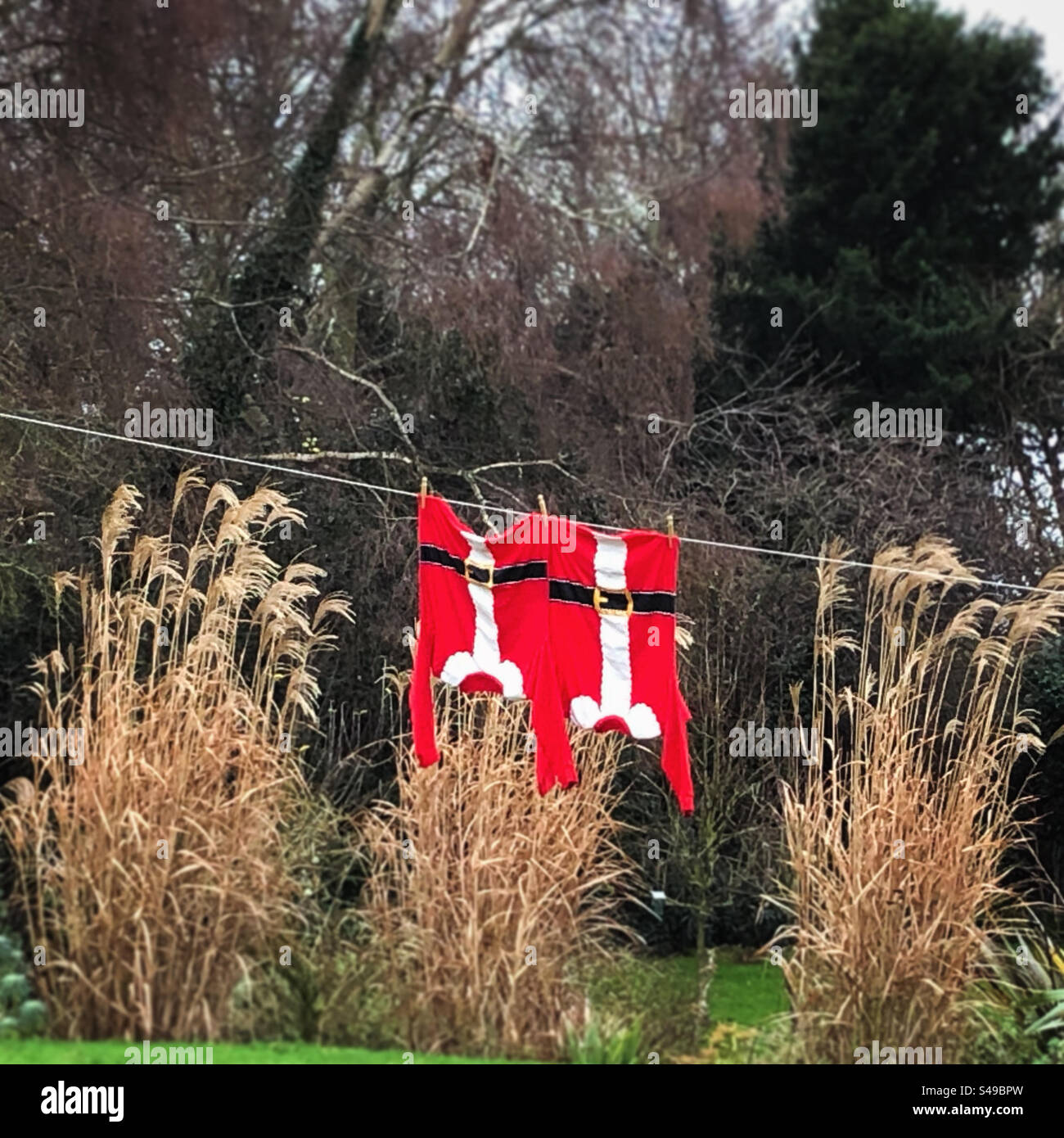 Over washing hi-res stock photography and images - Alamy