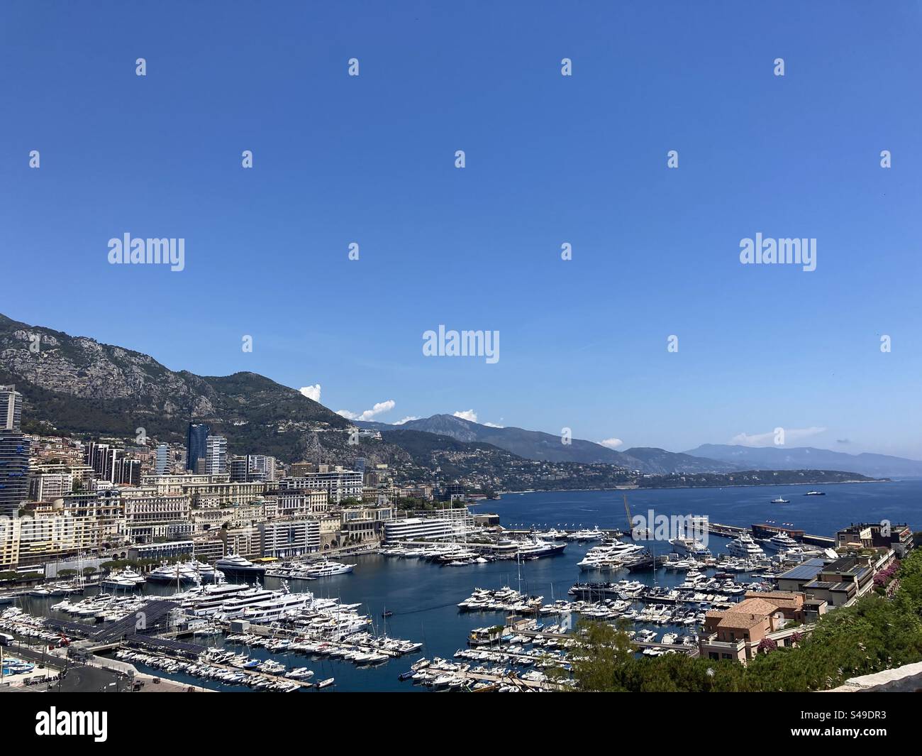 Harbor with yachts hi-res stock photography and images - Alamy