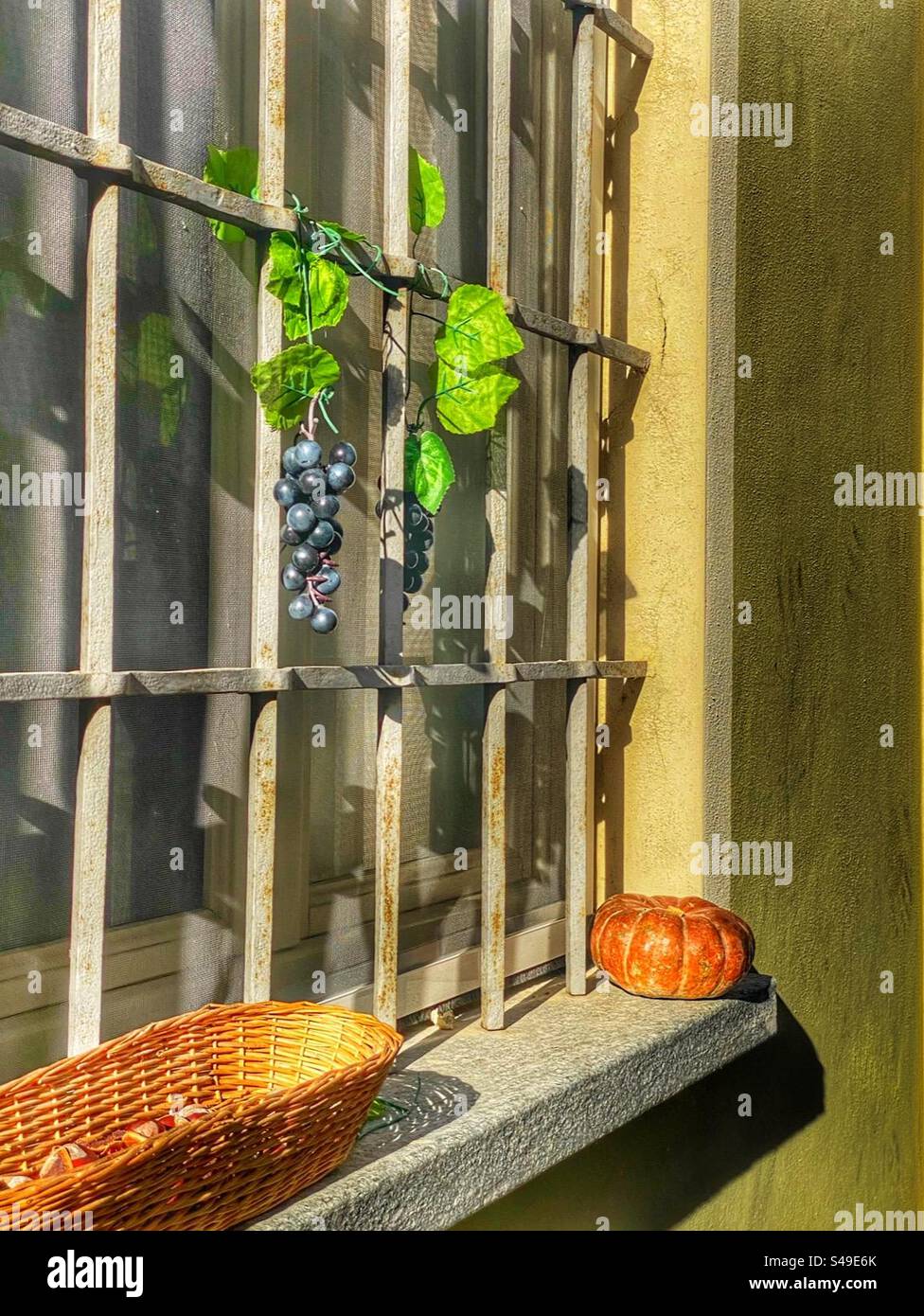 Window and fruit Stock Photo - Alamy