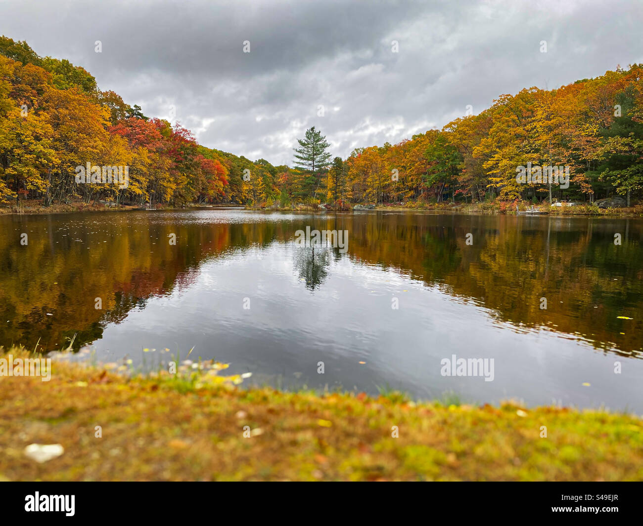 The poconos fall hi-res stock photography and images - Alamy