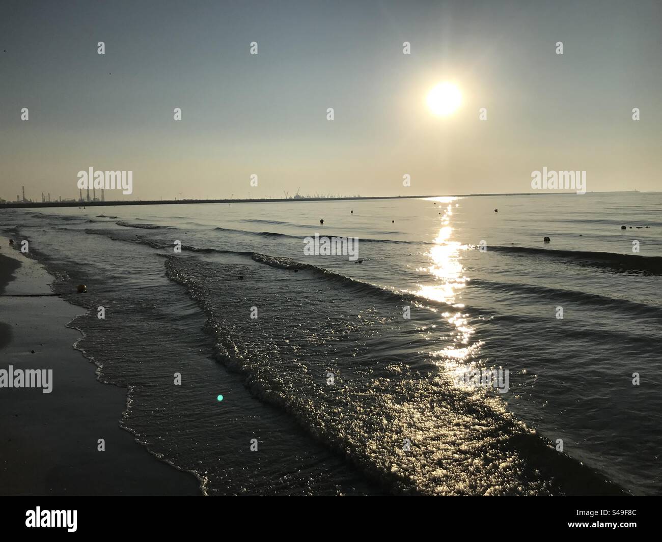 Black sea sunrise hi-res stock photography and images - Alamy