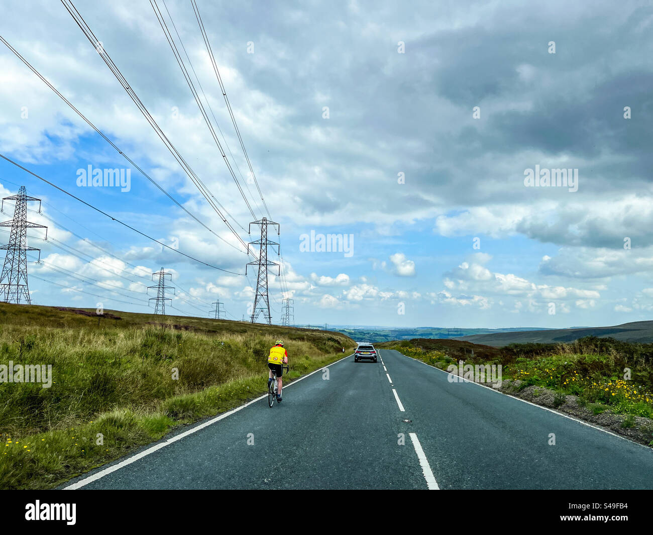 Yorkshire cyclist hi-res stock photography and images - Alamy