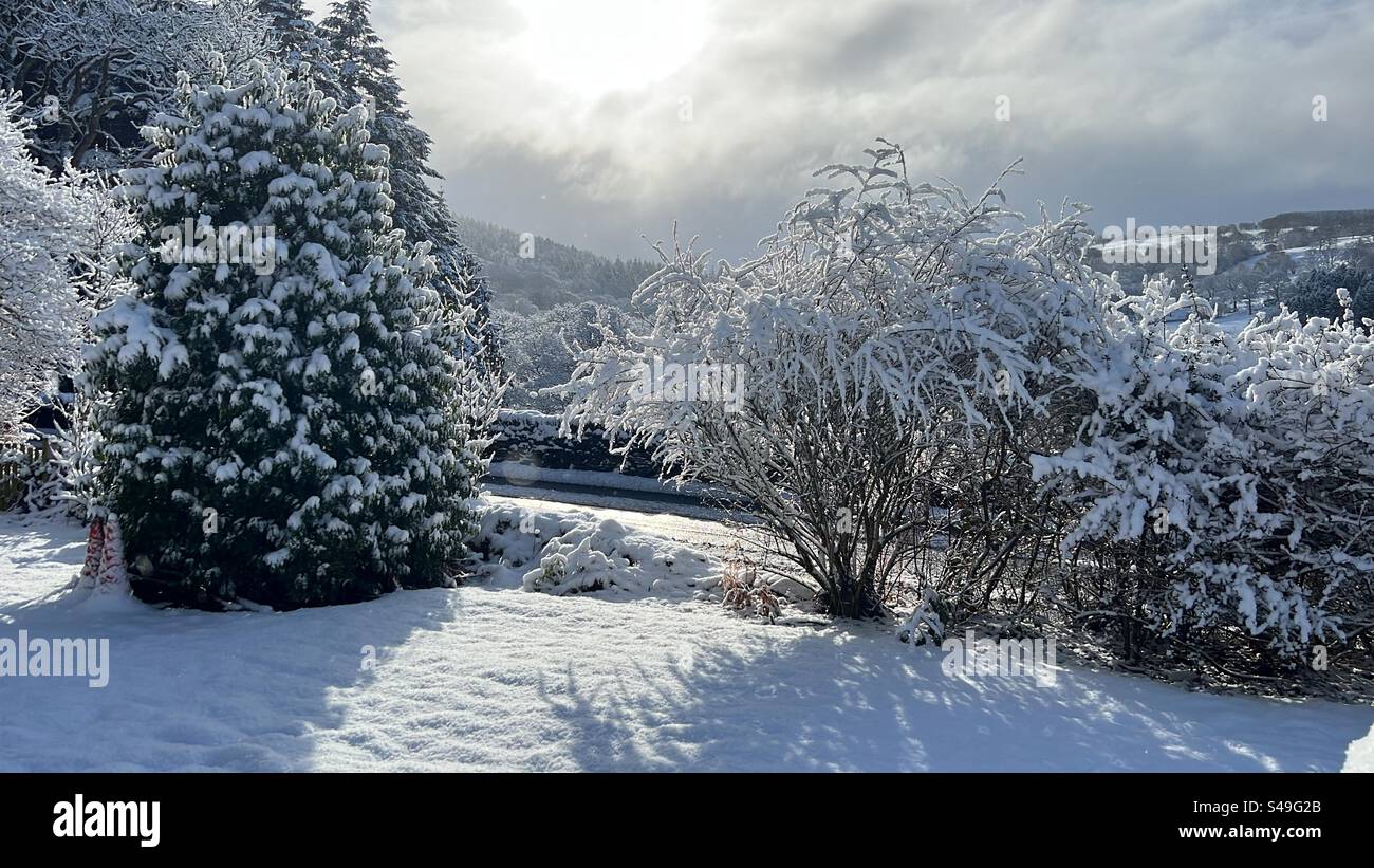 Cold office hi-res stock photography and images - Alamy