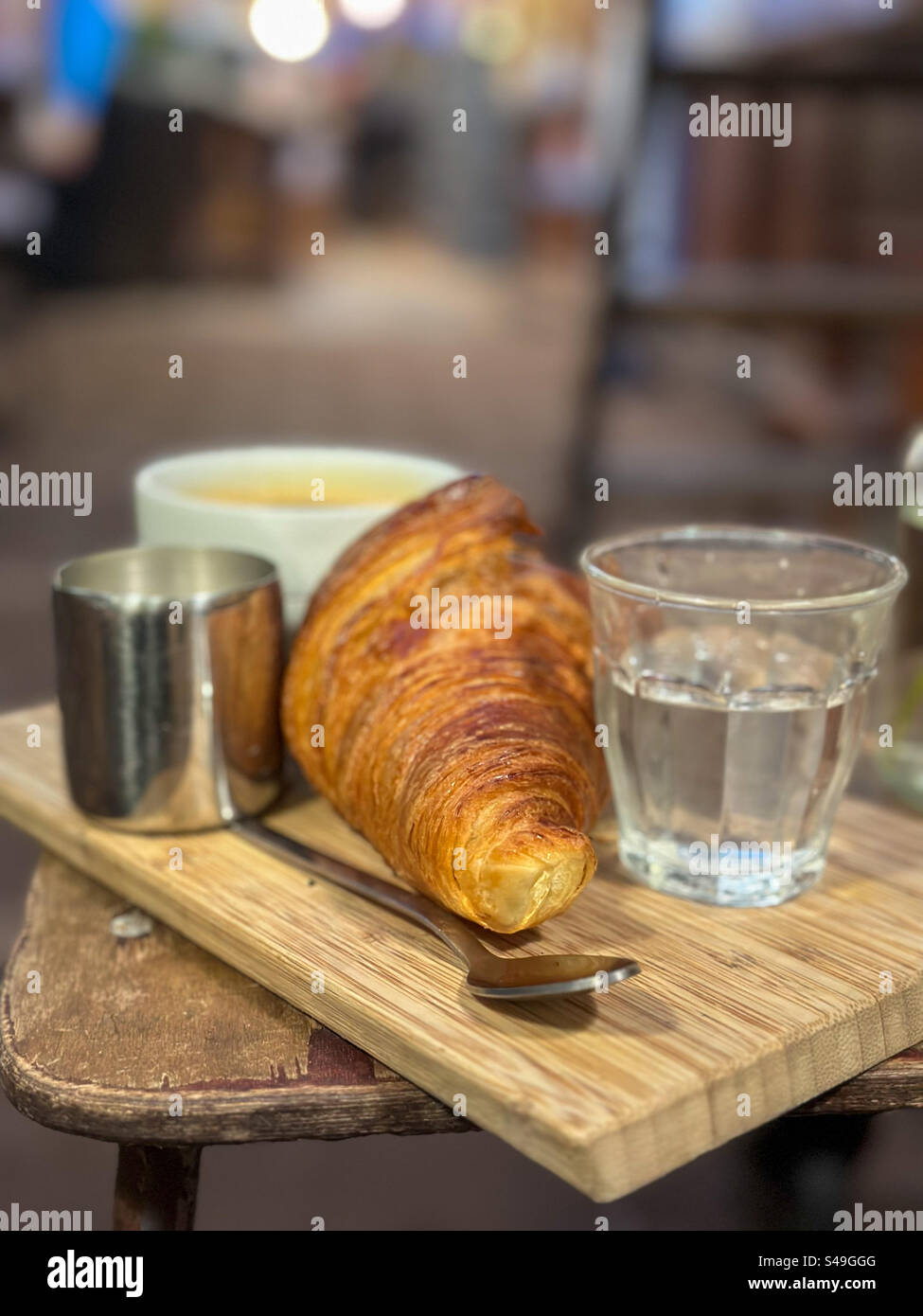 Croisant hi-res stock photography and images - Alamy