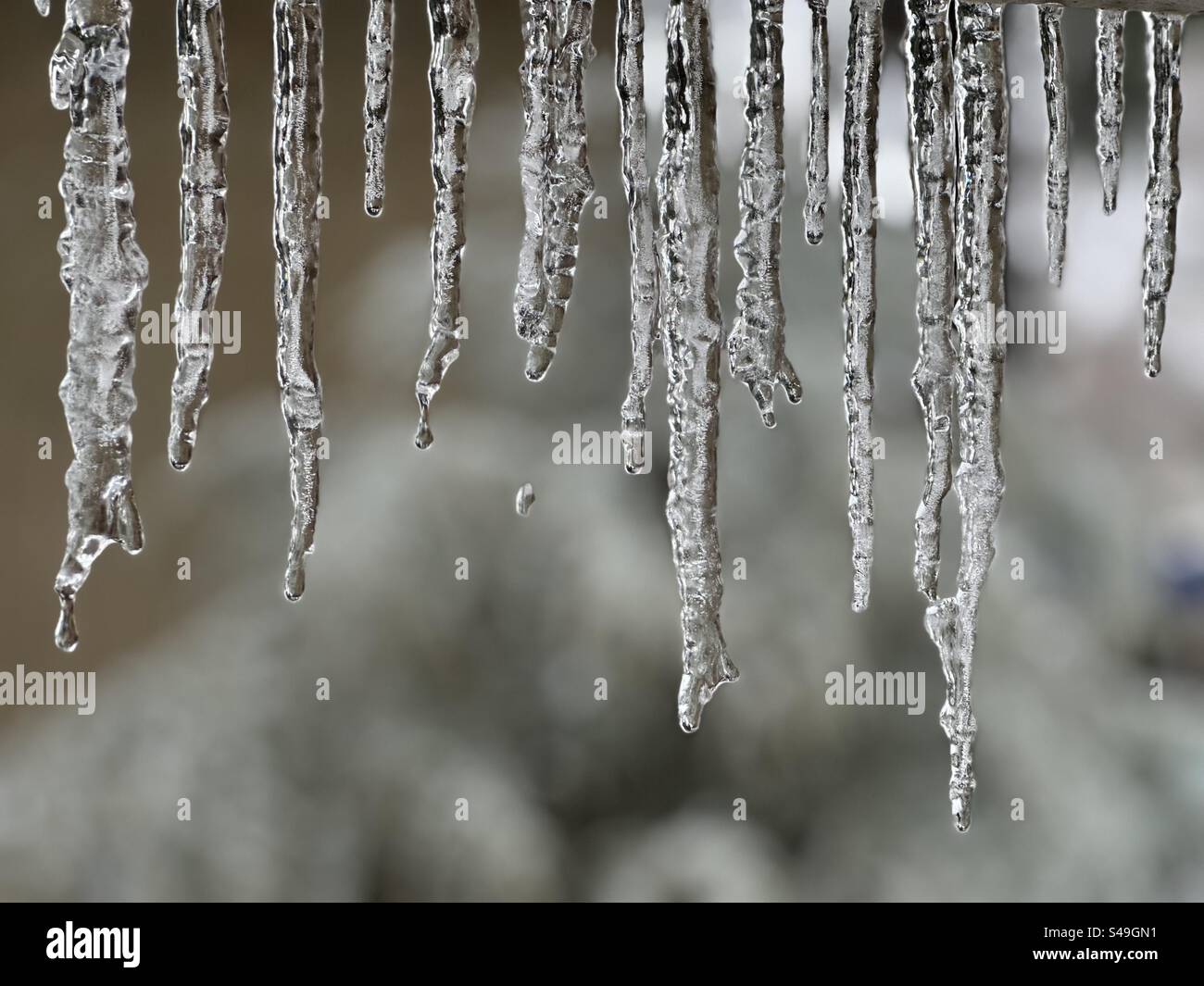 Ice drip hi-res stock photography and images - Alamy