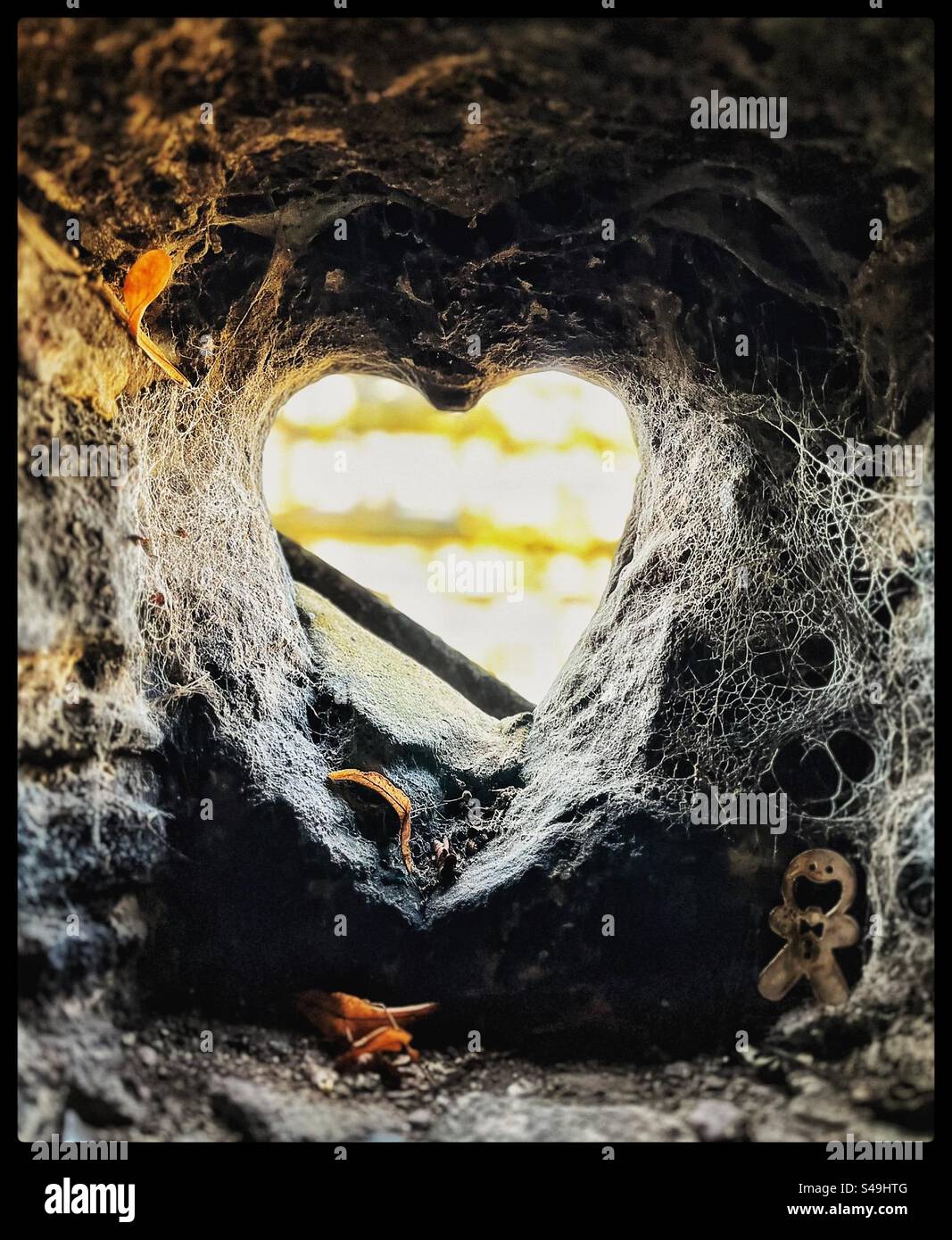 Heart shaped window hi-res stock photography and images - Alamy