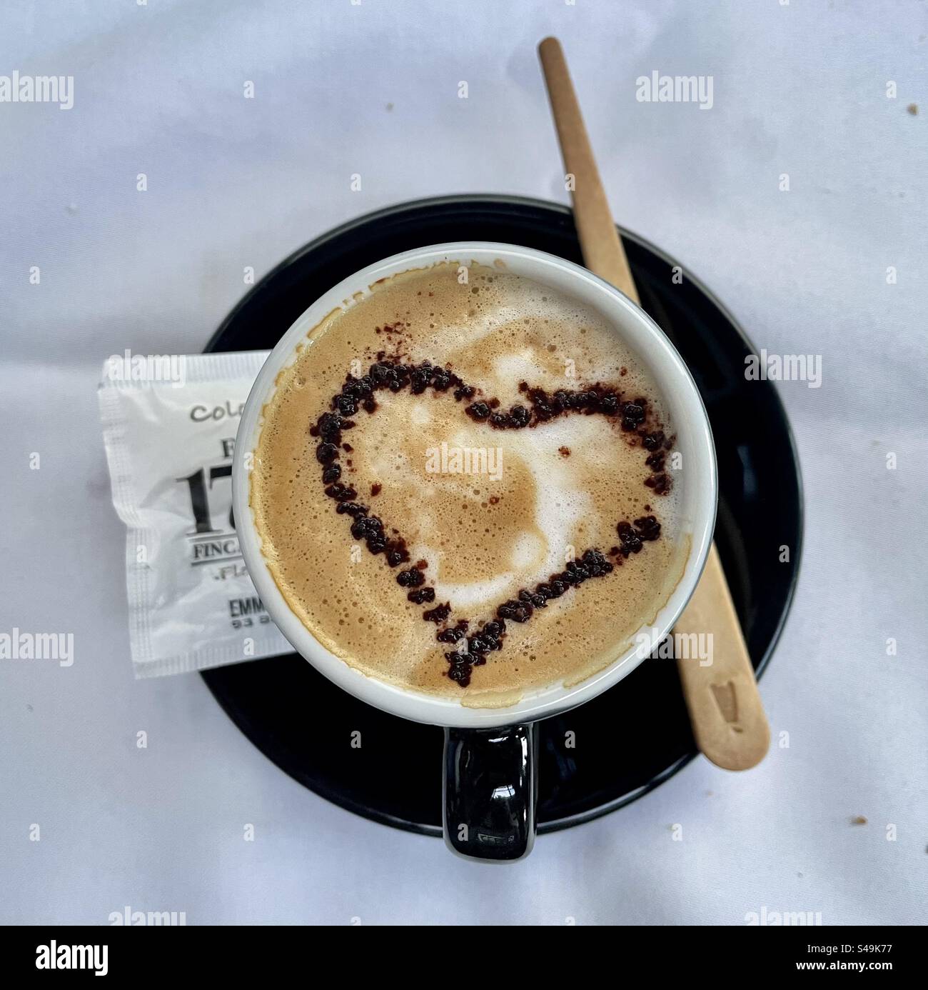 Café corazón hi-res stock photography and images - Alamy