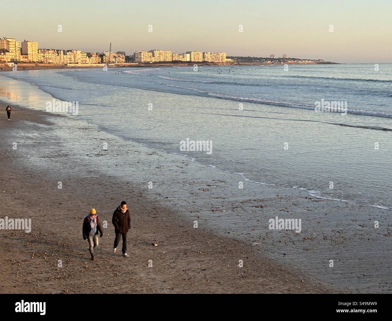 Personnes sur la plage hi-res stock photography and images - Alamy
