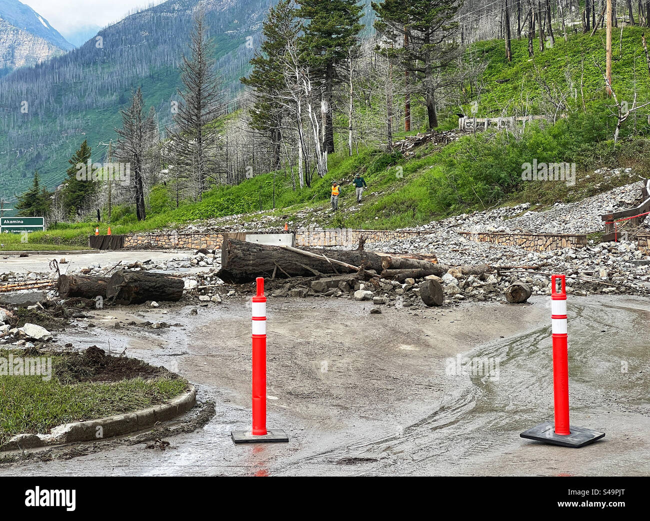 Mudlide hi-res stock photography and images - Alamy