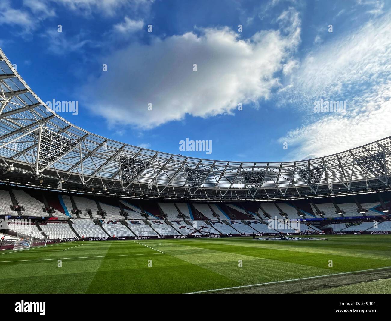 West ham stadium seats hi-res stock photography and images - Alamy