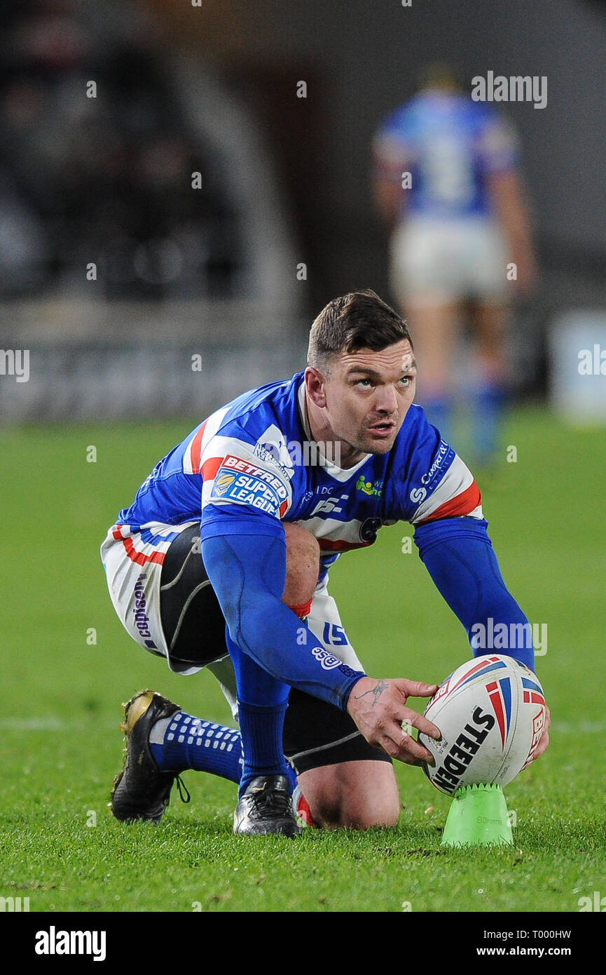 Rugby kick 50 hi-res stock photography and images - Alamy