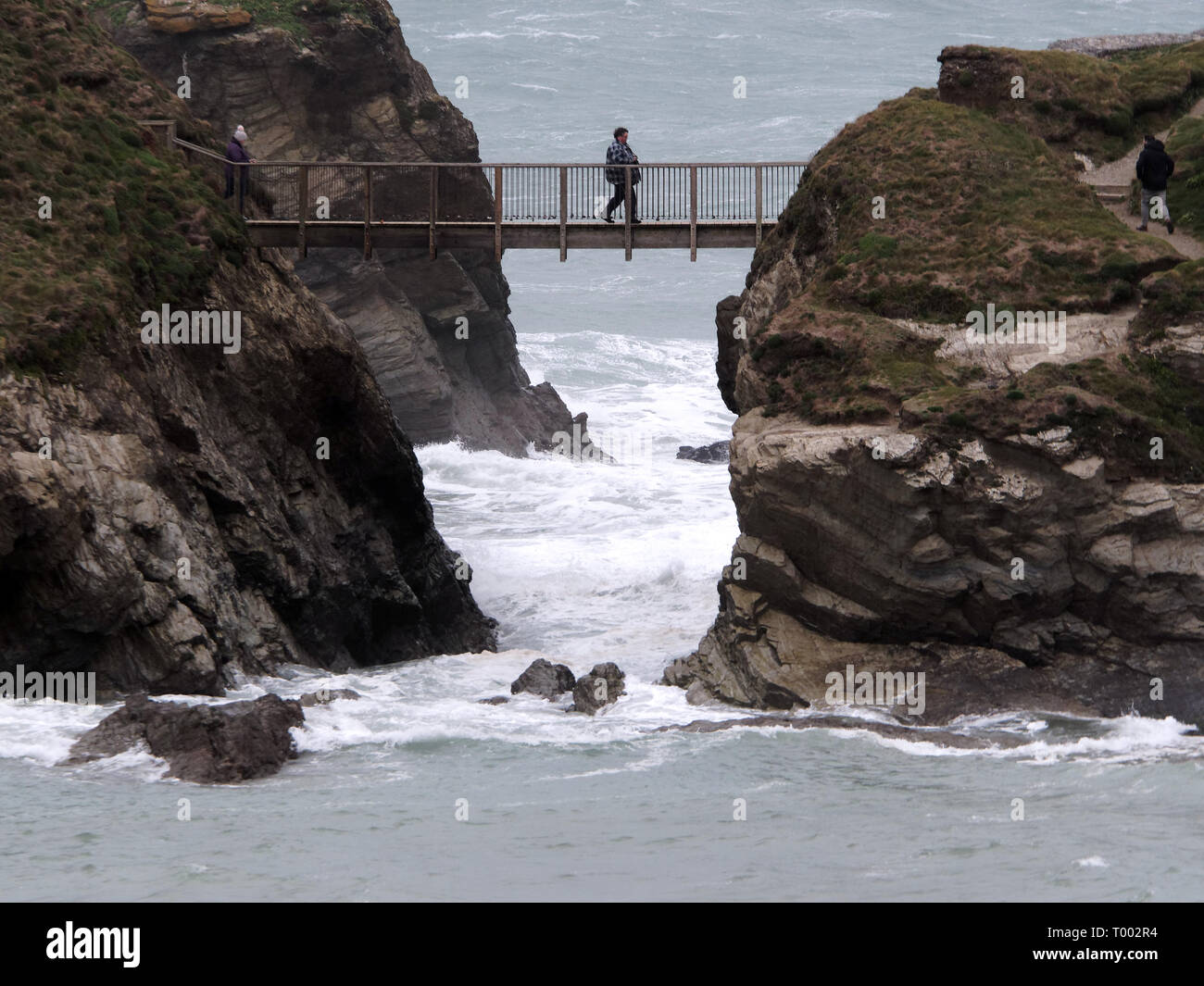 Newquay,Cornwall, UK, 16th March 2019.UK weather: Gales lash Fistral ...