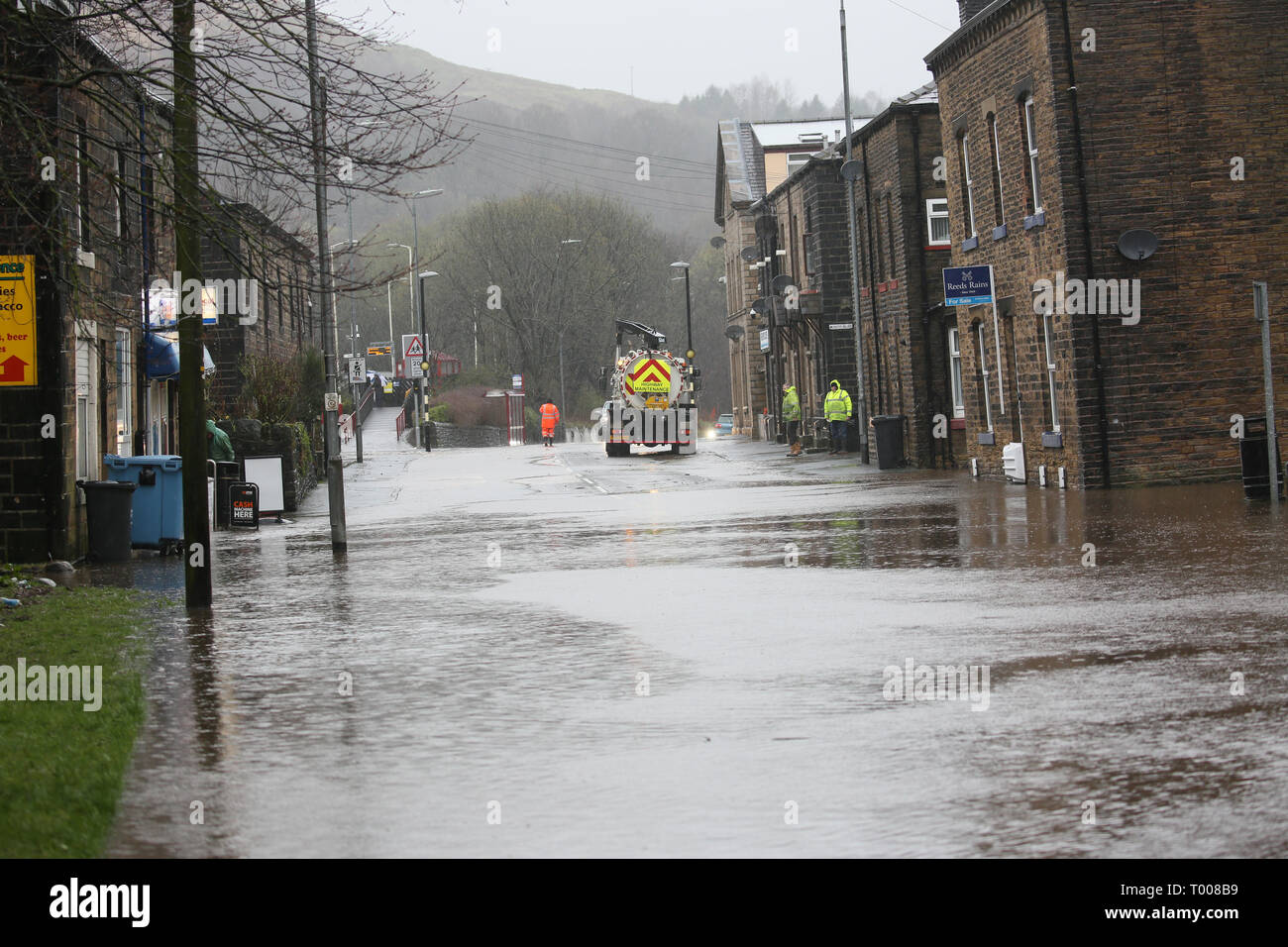 Walsden,Todmorden, Calderdale, UK. 16th March 2019. Heavy rainfall is ...