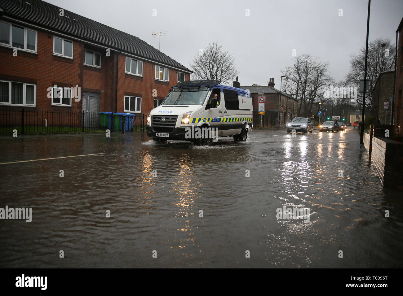 Rochdale, UK. 16th March 2019. Flooding on Todmorden Road in ...