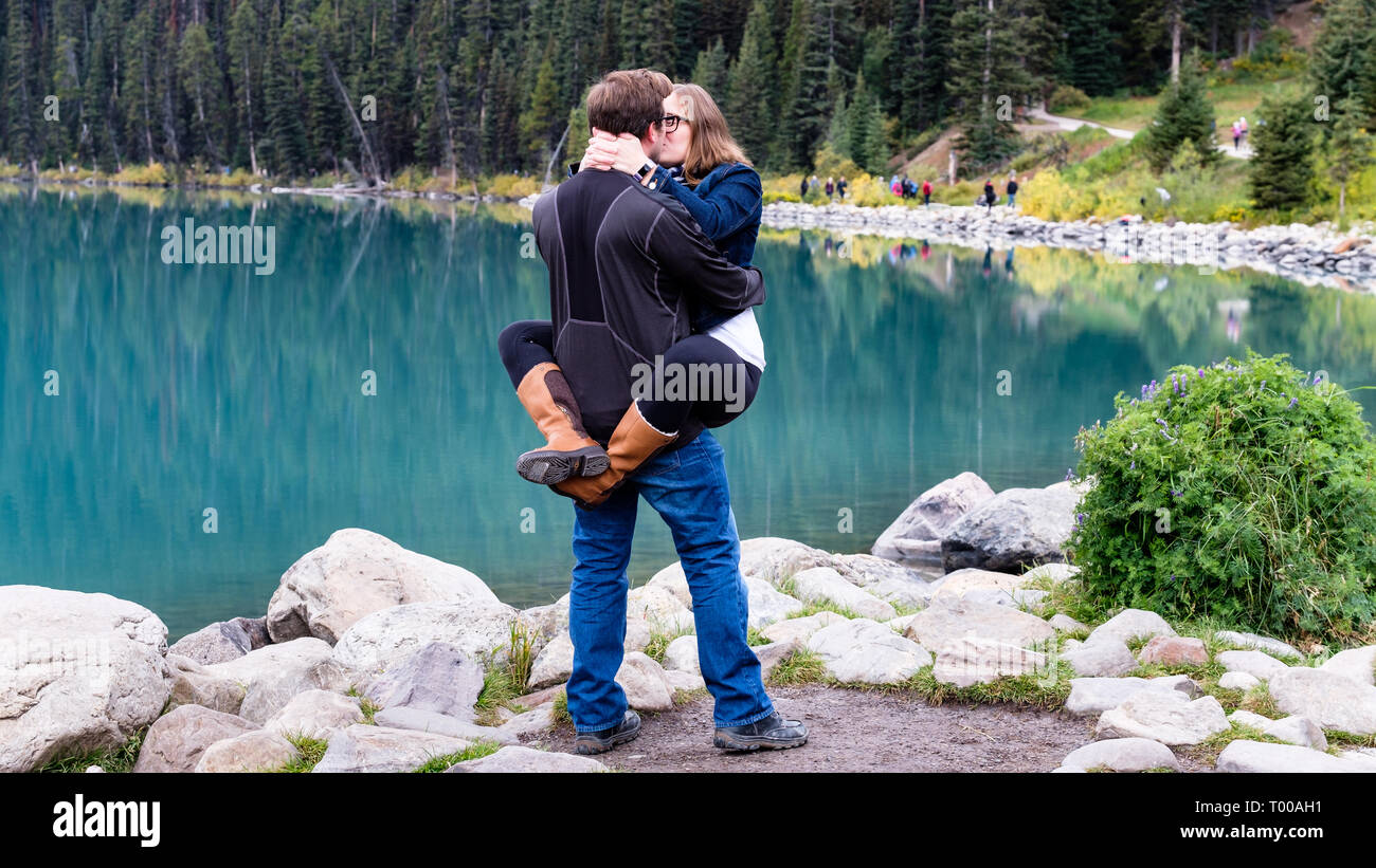 Passionate kiss hi-res stock photography and images - Alamy