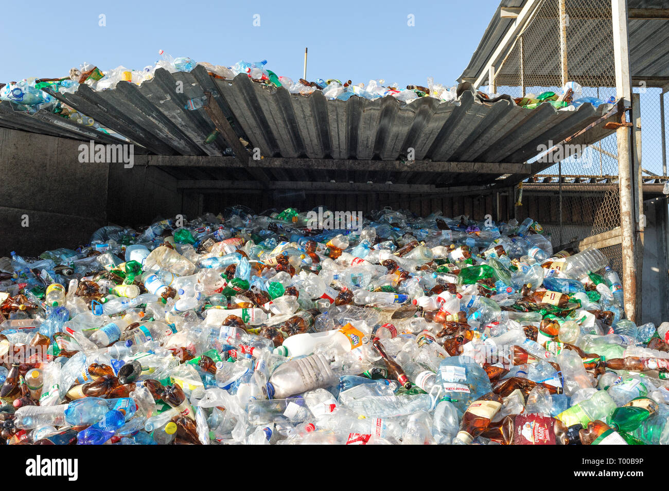 Plastic bottles production hi-res stock photography and images - Alamy