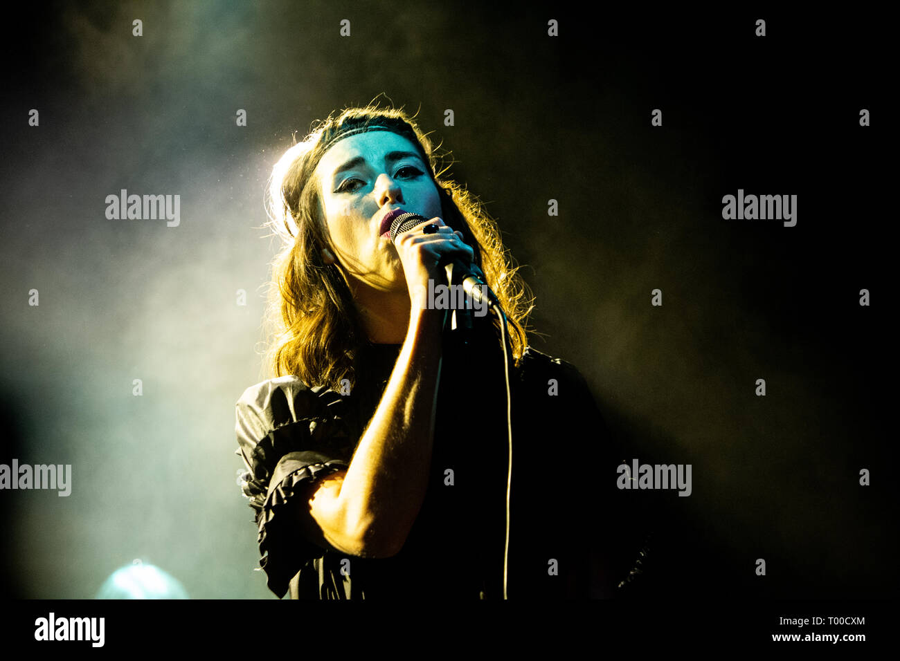 Kimbra singer hi-res stock photography and images - Alamy
