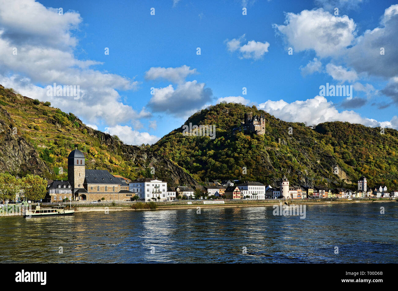 View Of St Goar On The Rhine With Rheinfels Castle High Resolution ...