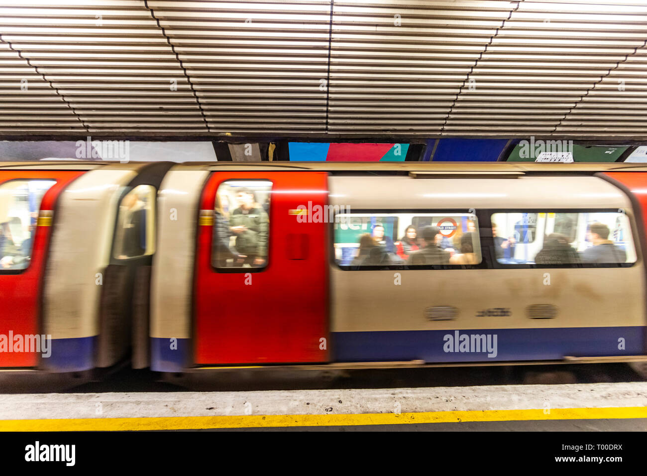 Old Street Underground Station, EC1Y . London Underground Stock Photo ...