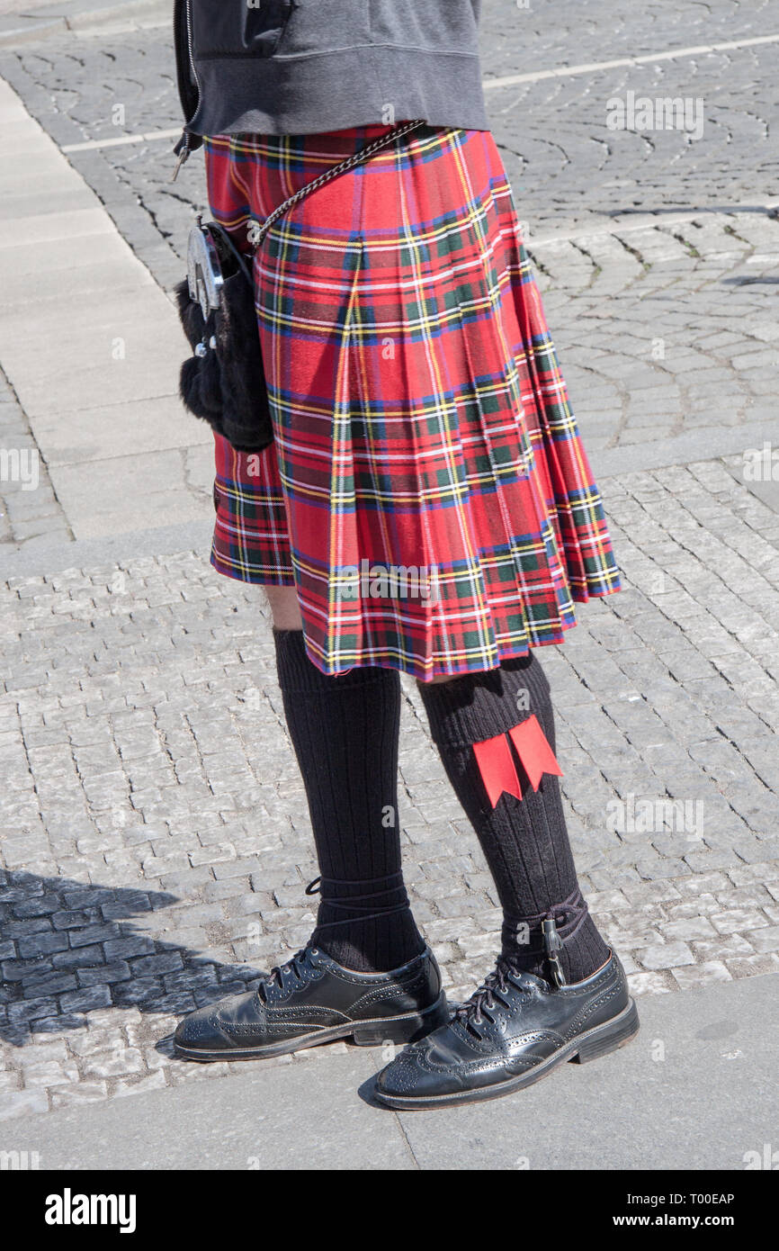 Kilt socks hi-res stock photography and images - Alamy