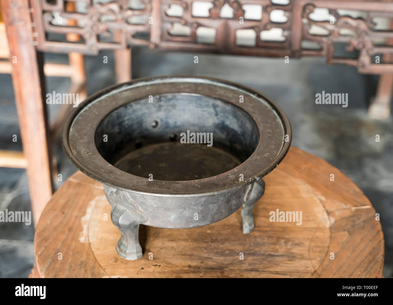 Traditional chinese copper fireplace stove Stock Photo - Alamy