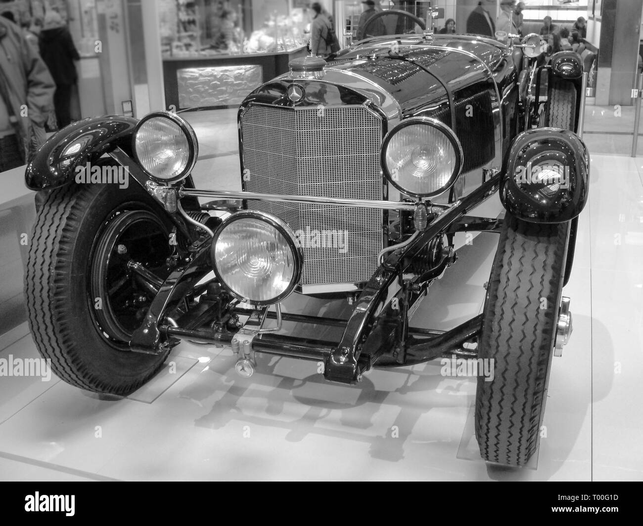 Classic Mercedes Black And White High Resolution Stock Photography and ...
