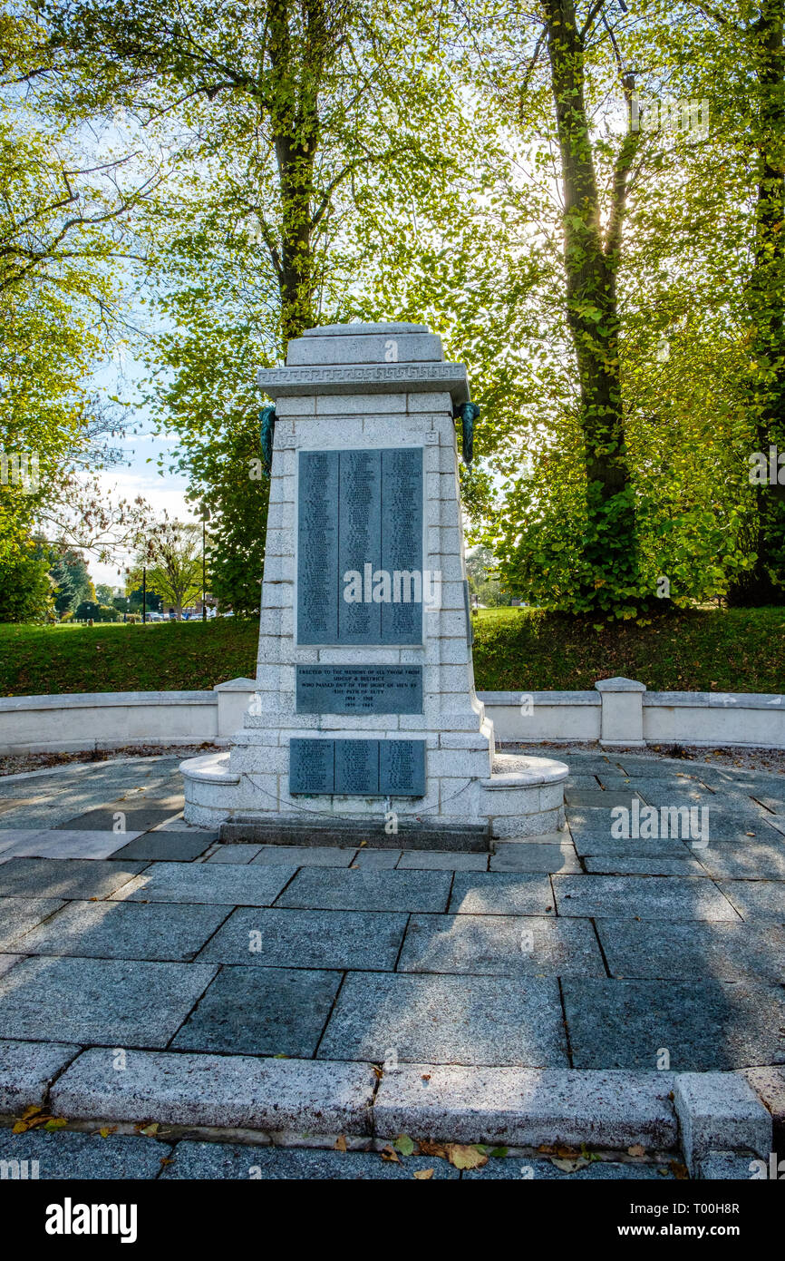 Sidcup War Memorial, The Green, Sidcup, Kent Stock Photo - Alamy
