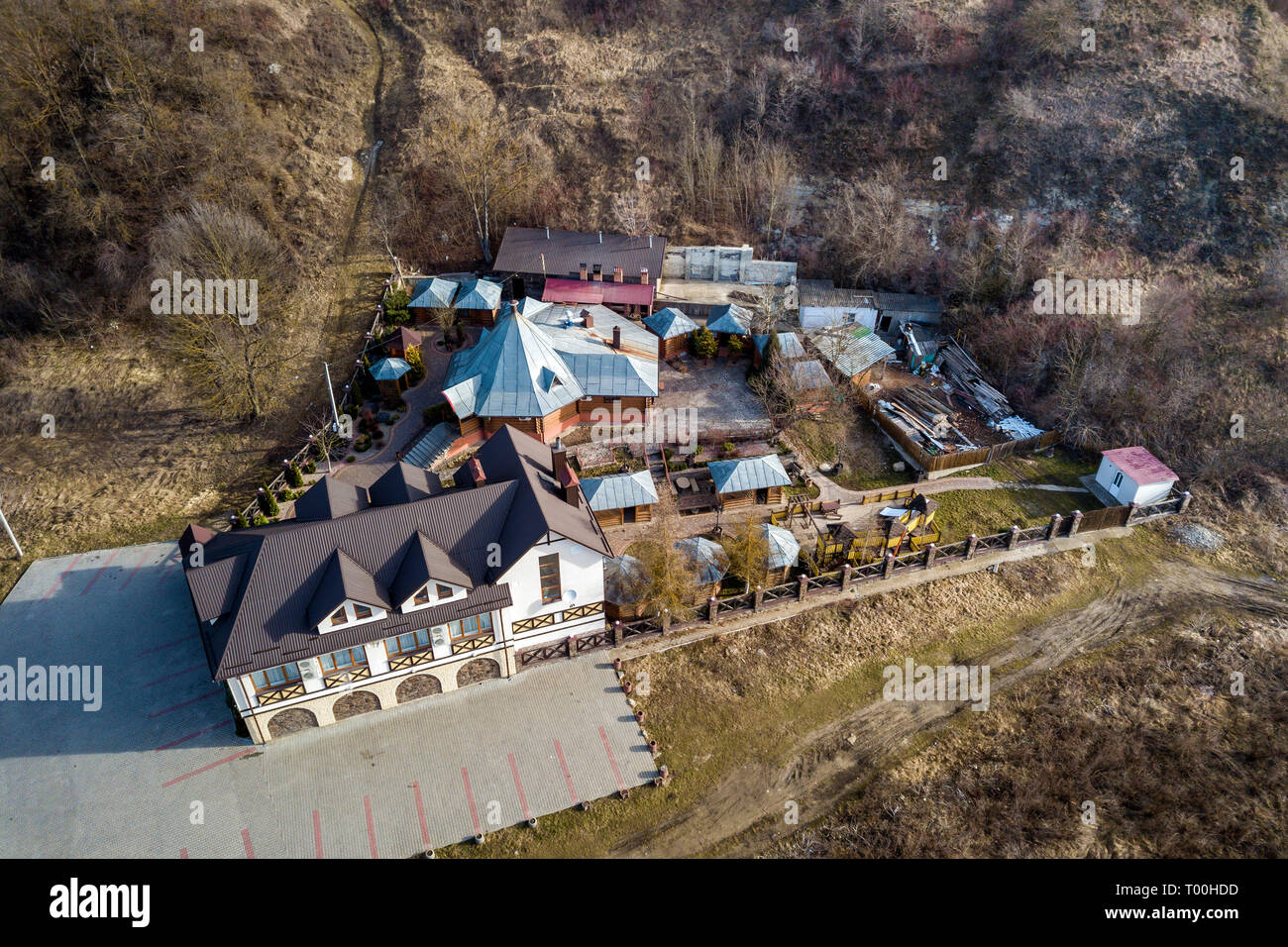 Mansion aerial luxury home private hi-res stock photography and images ...