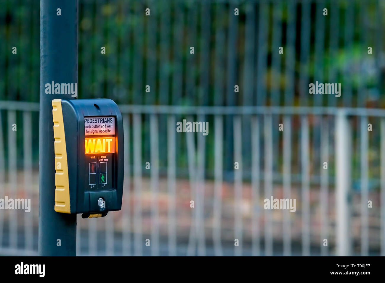 Wait signal hi-res stock photography and images - Alamy