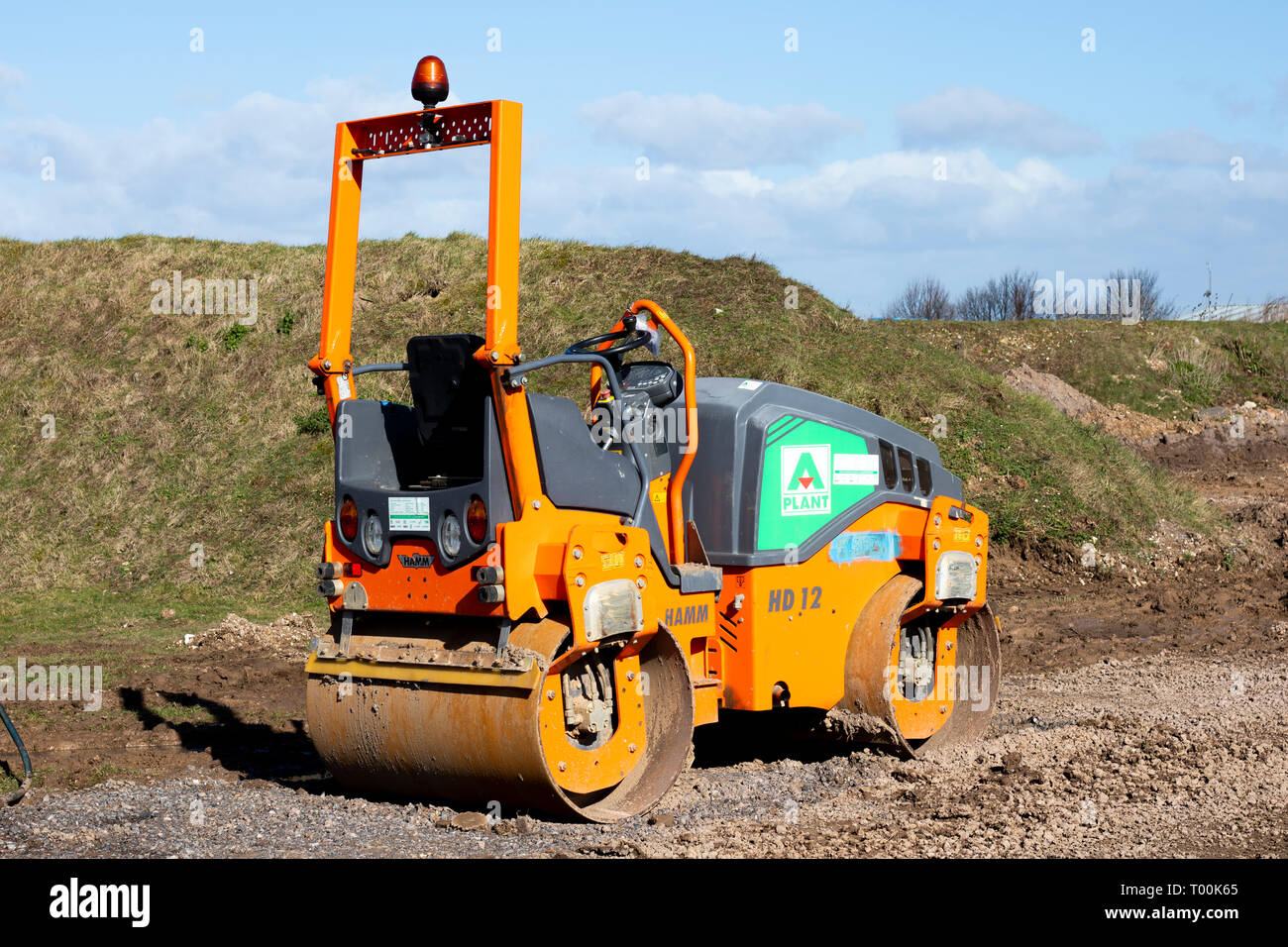 Compaction machines hi-res stock photography and images - Alamy