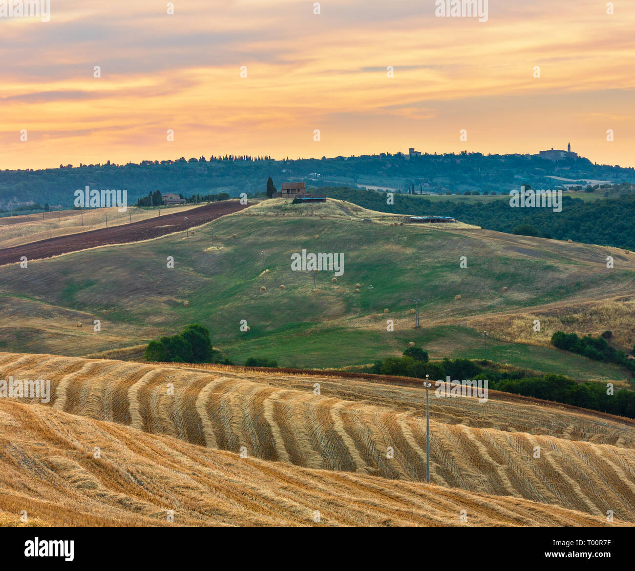 Beautiful landscape of Tuscany summer morning sunrise countryside in ...