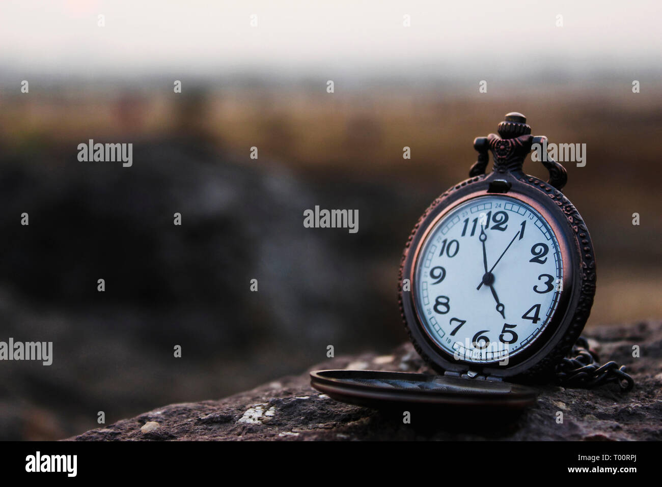 Analog stopwatch hi-res stock photography and images - Alamy