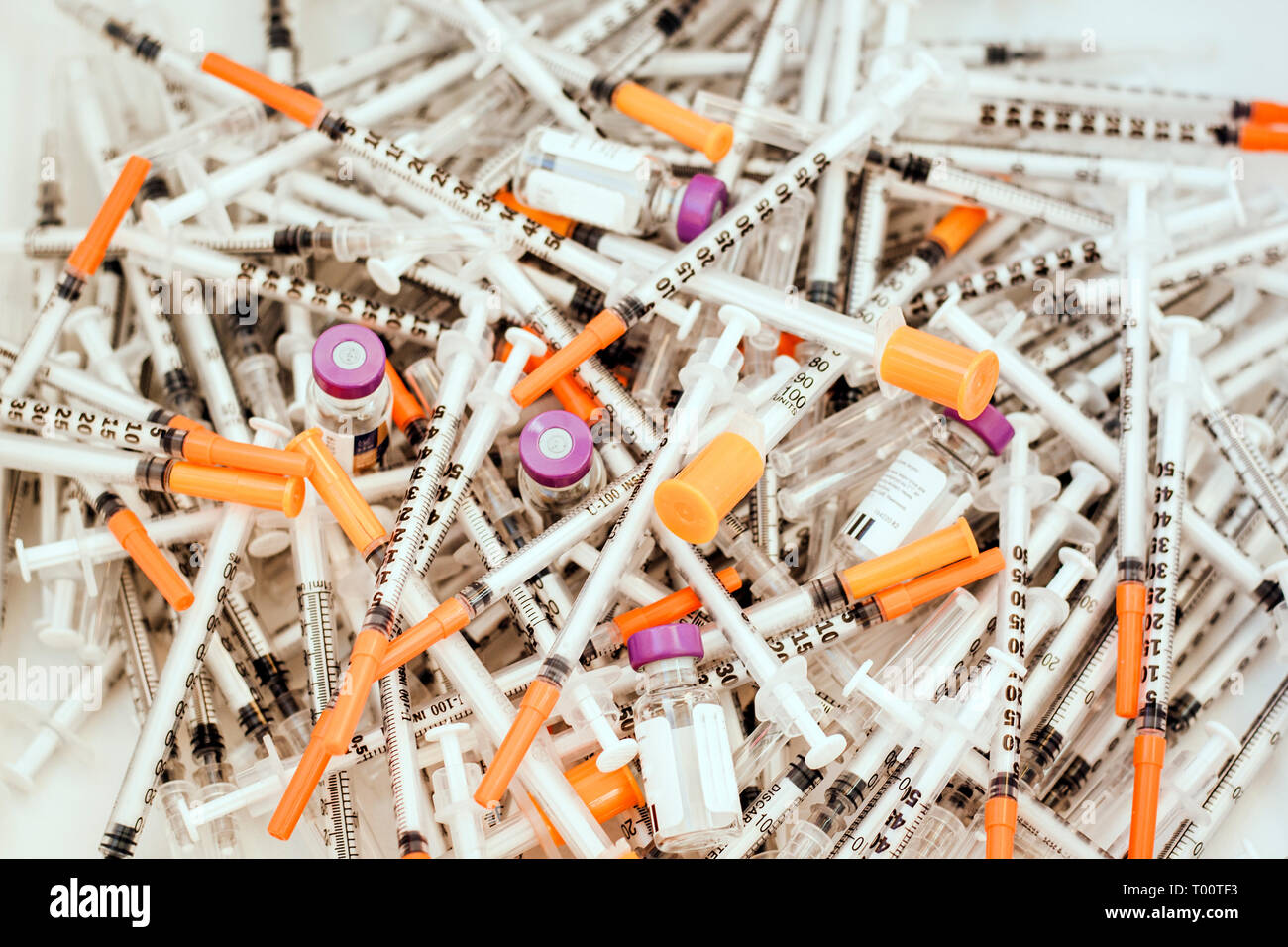 Syringes pile syringes injection flu vaccine hi-res stock photography ...