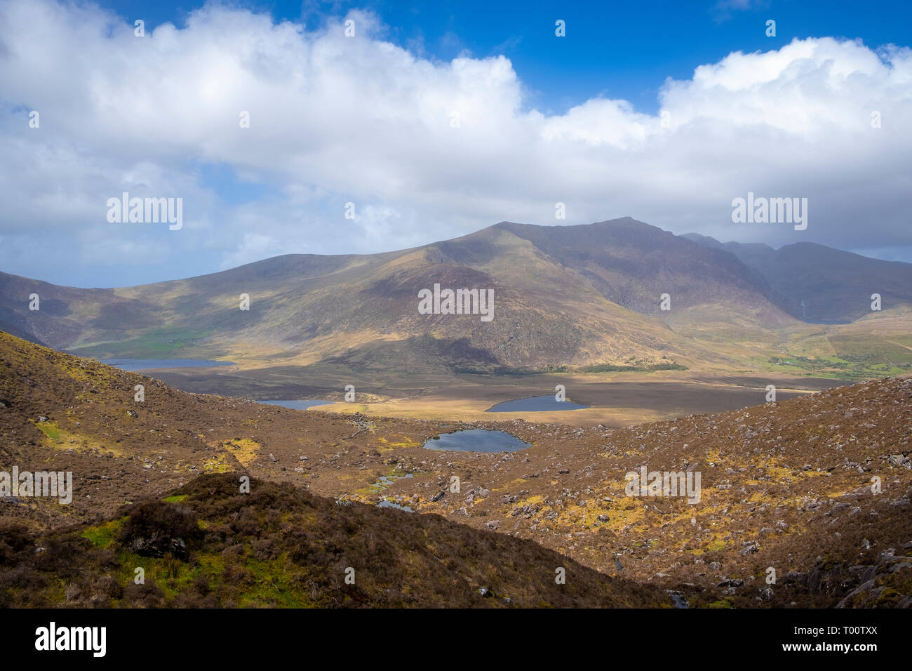Drive over O Connor Pass, Dingle Stock Photo - Alamy