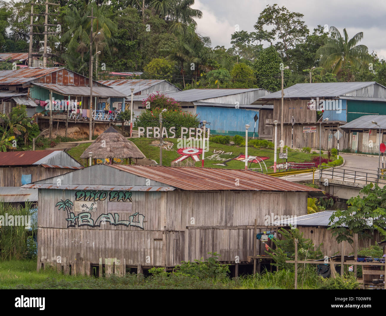 House on the slits hi-res stock photography and images - Alamy