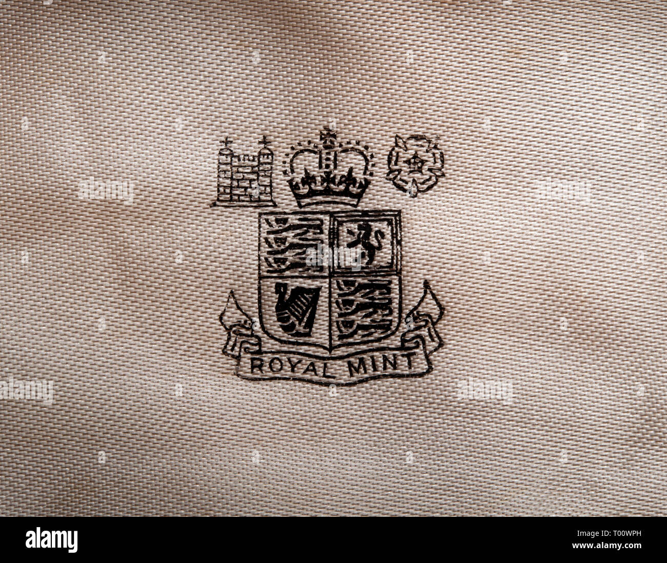Royal Mint crest Stock Photo - Alamy