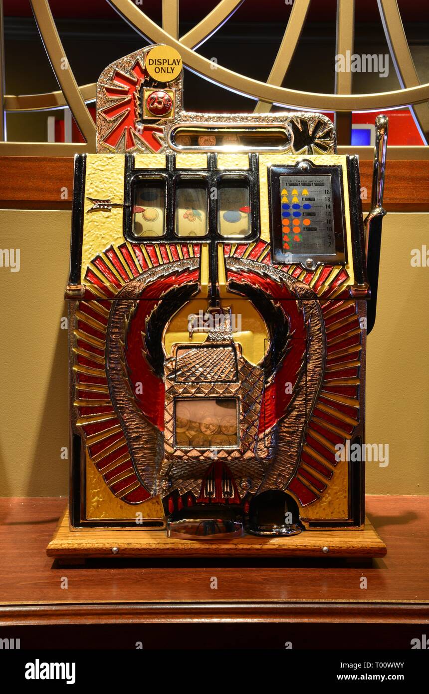 Antique coin machines hi-res stock photography and images - Alamy