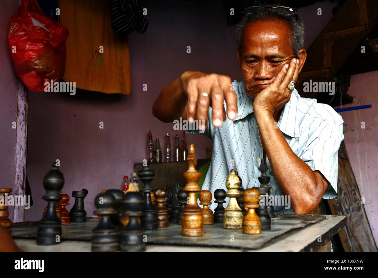 Professional chess players hi-res stock photography and images - Alamy