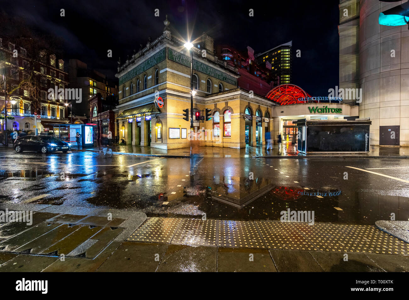 Gloucester Road Tube station at night. London Underground, London Stock ...